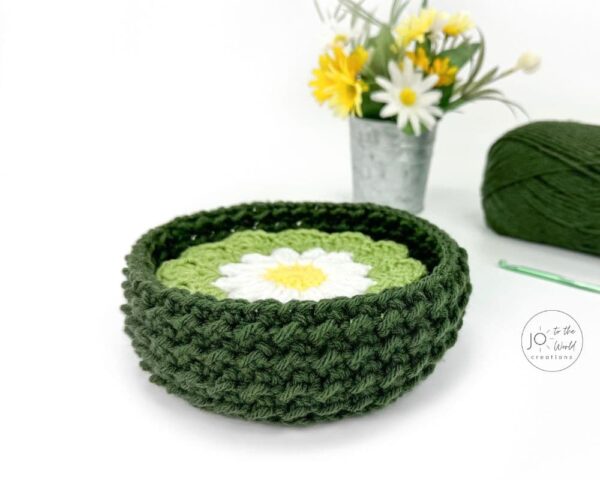 Daisy Coaster Holder - Free Crochet Pattern | Jo to the World Creations